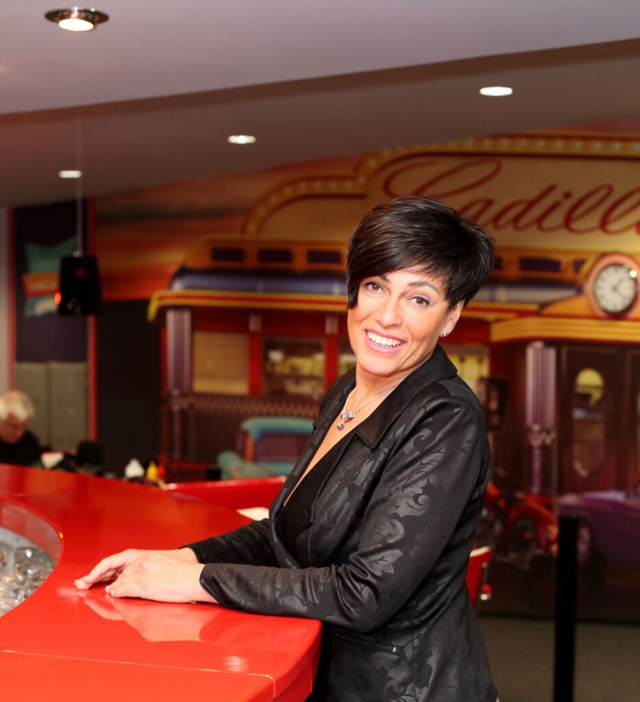 Eva Emingerová - JAZZOVÁ ZPĚVAČKA